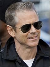 C. Thomas Howell - SensaCine.com